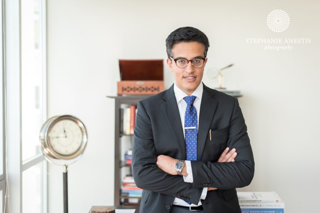 How to plan for a pro head shot - Stephanie Anestis Photography